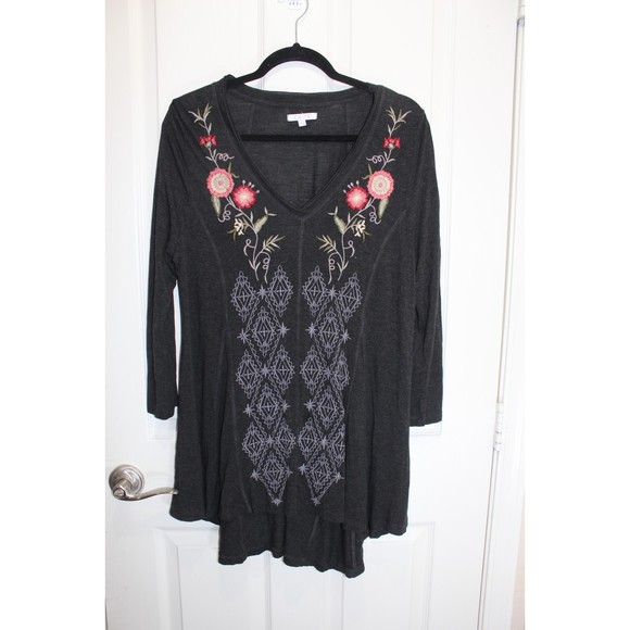 Caite | Tops | Caite Black Floral Embroidered Tunic Size S | Poshmark